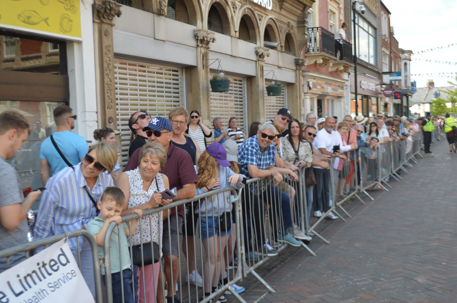 GALLERY – Spalding Flower Parade (Spalding town centre) - The Voice