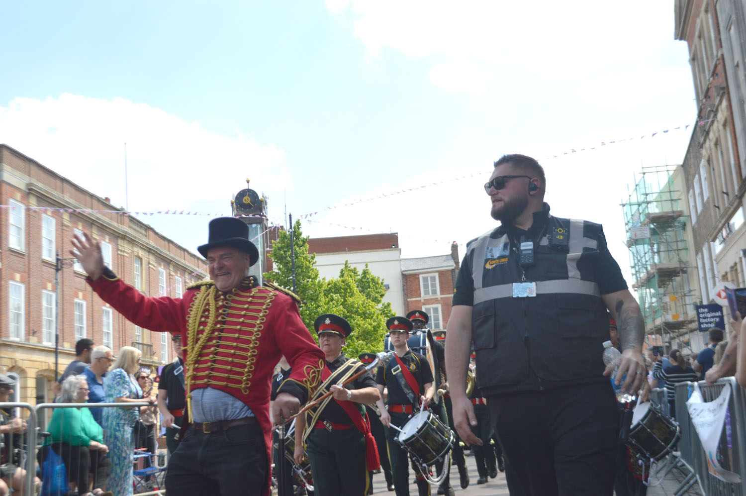 GALLERY – Spalding Flower Parade (Spalding town centre) - The Voice