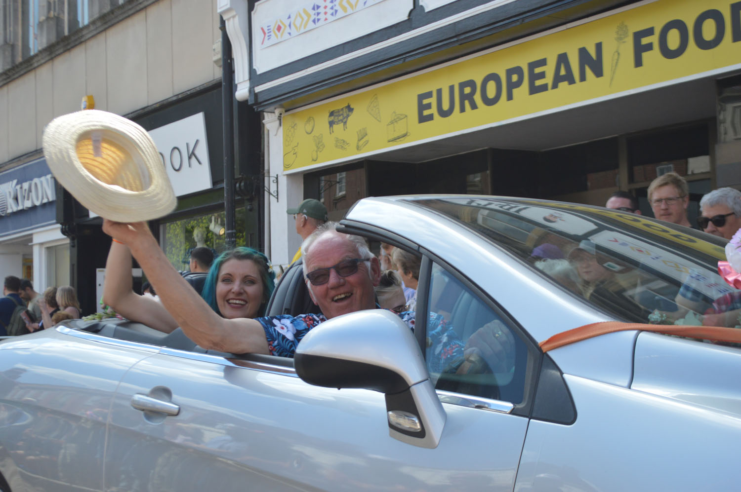 GALLERY – Spalding Flower Parade (Spalding town centre) - The Voice