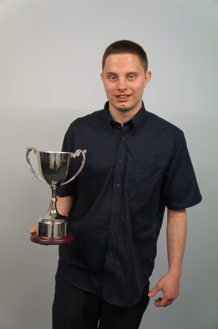 Superb 68 break puts Thomas at the top of the leader board – The Voice